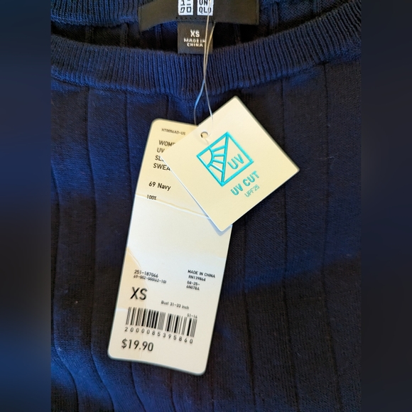 Uniqlo | Tops | Uniqlo Navy Knit Tank Top | Poshmark
